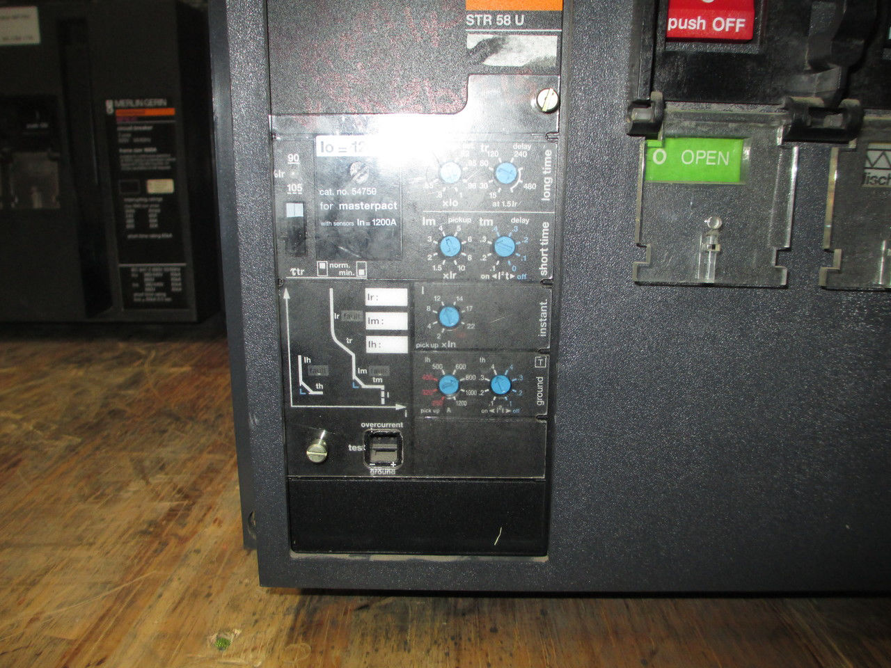 Square D Masterpact MP12H1 Circuit Breaker 1200 Amp 600 VAC D/O E/O ...