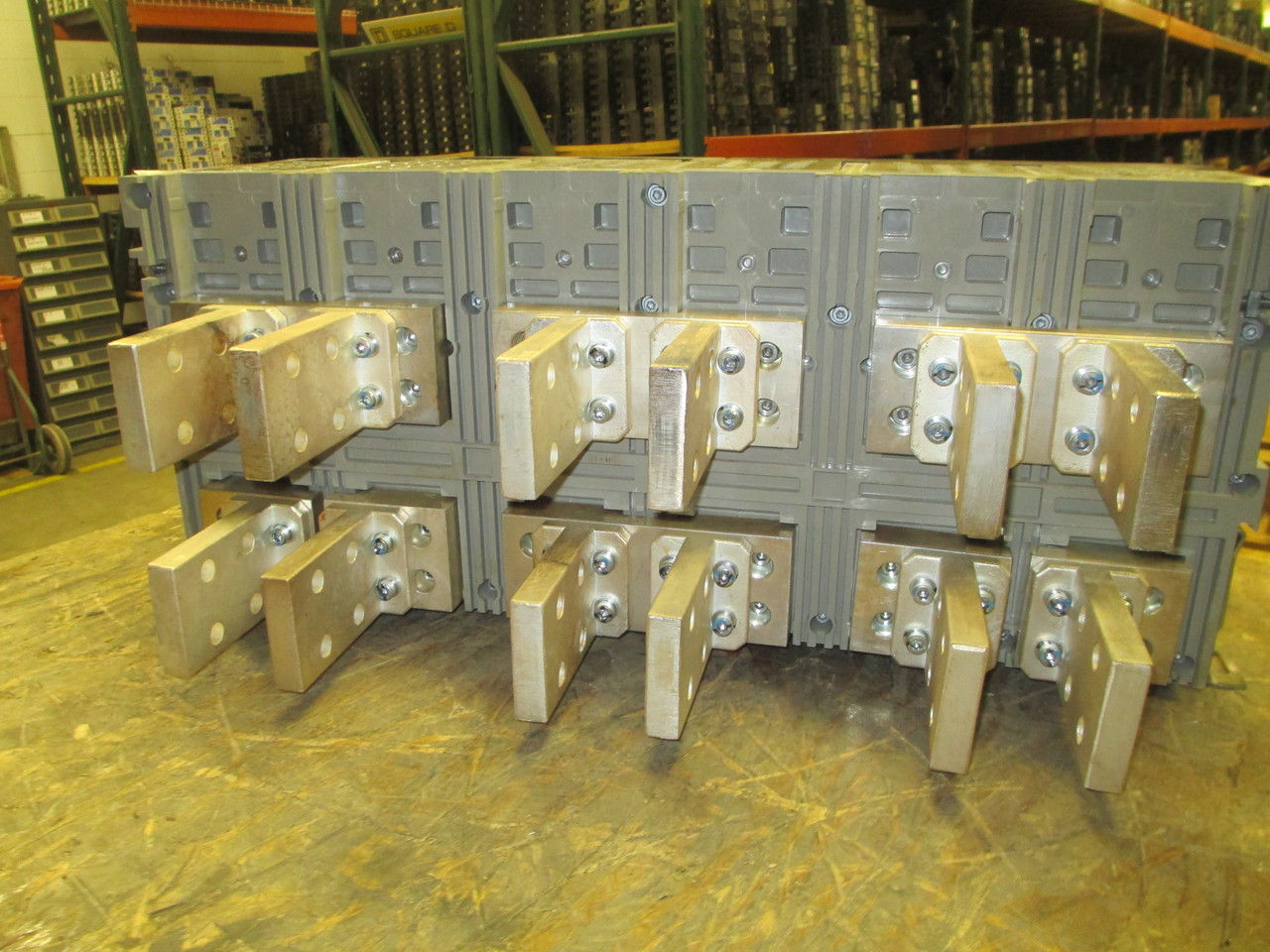 Square D (Schneider) Masterpact NW50H Circuit Breaker 5000 Amp 600 VAC ...