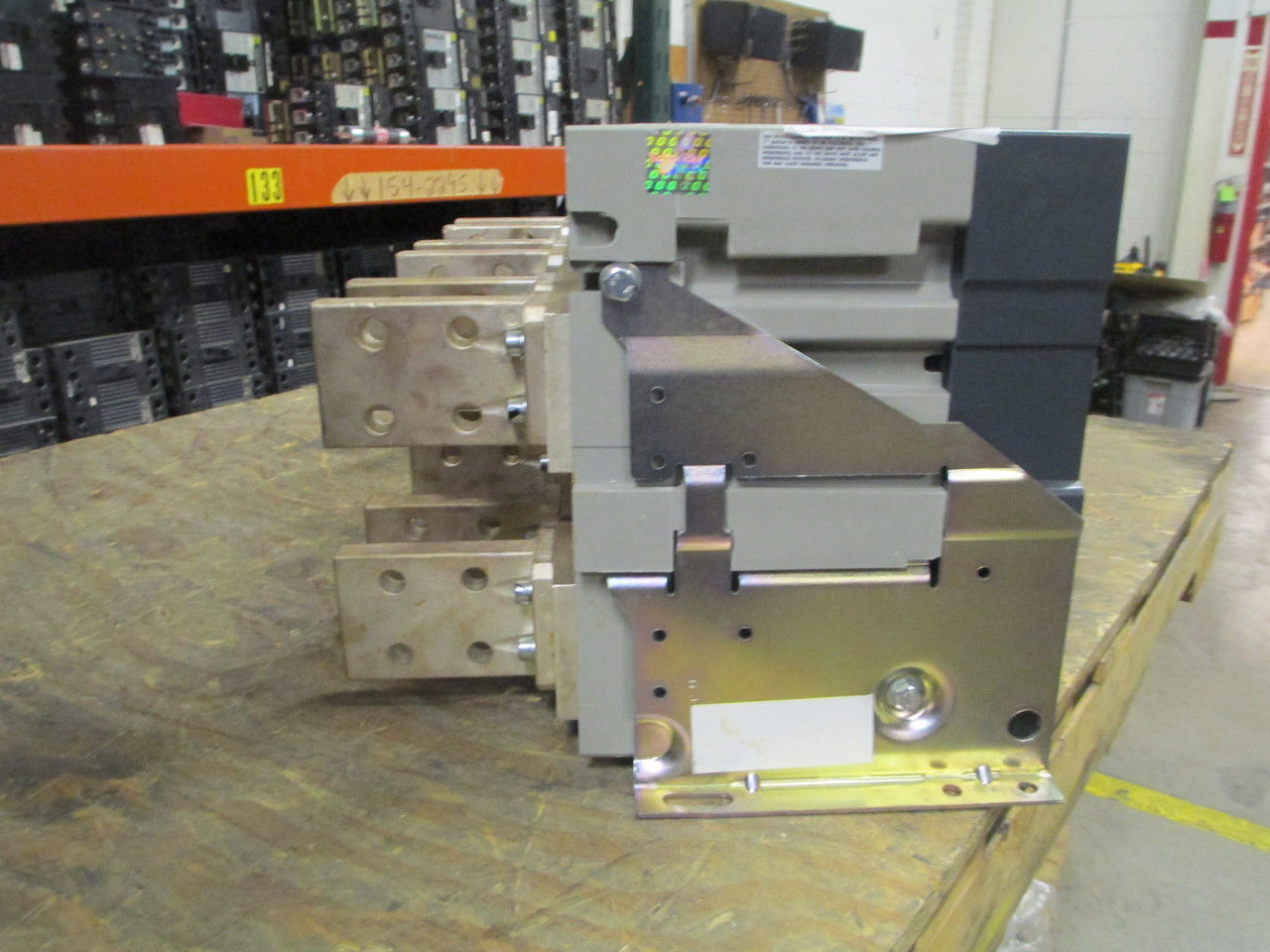 Square D (Schneider) Masterpact NW50H Circuit Breaker 5000 Amp 600 VAC ...