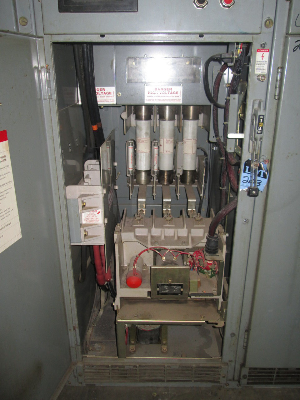 Square D Iso-Flex Medium Voltage Controller Model 3 type CG42 4160V ...