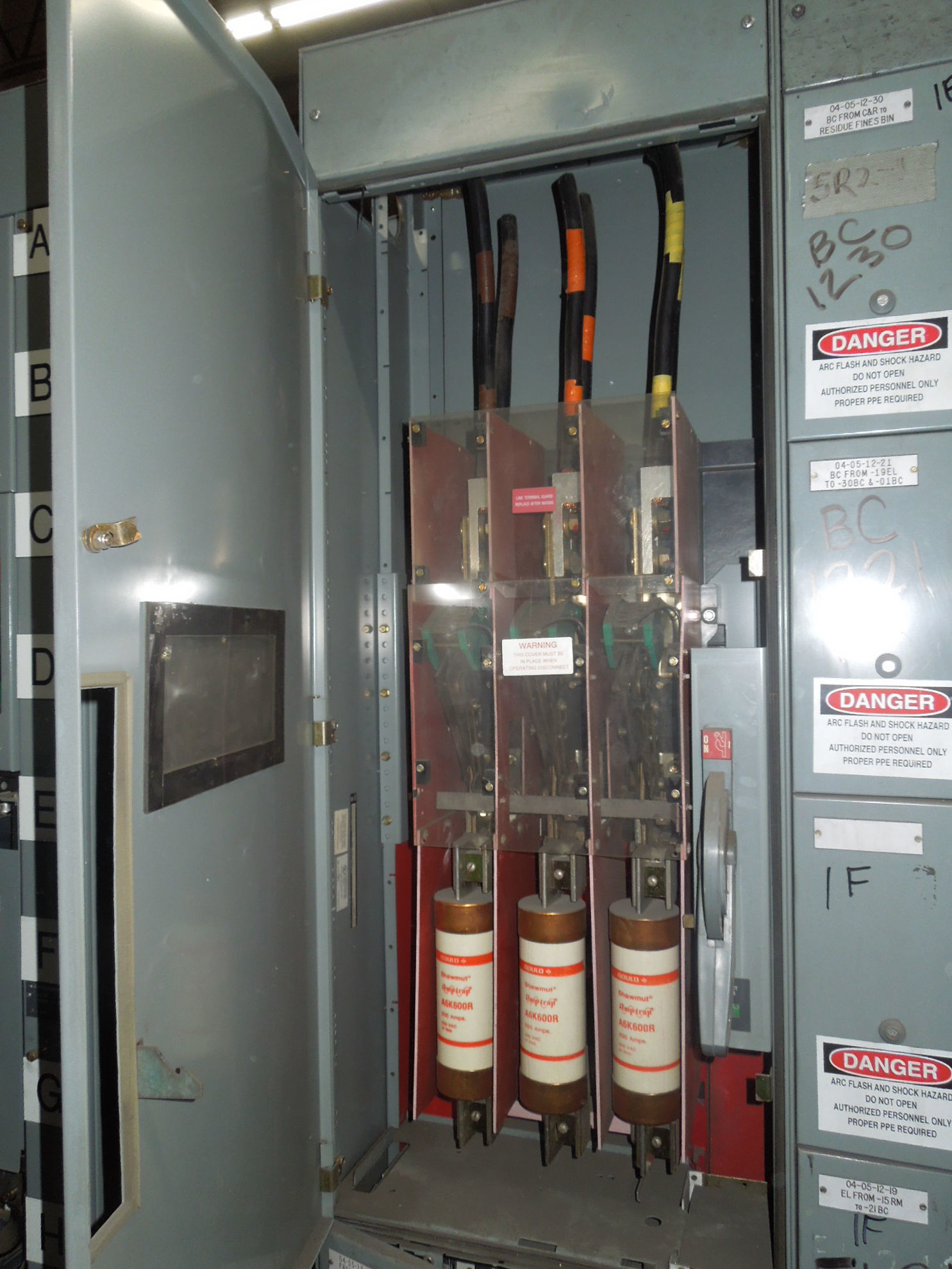 Allen-Bradley 2100 Series MCC 600 Amp 40116-491-01 Fused Main 480Y/277 ...