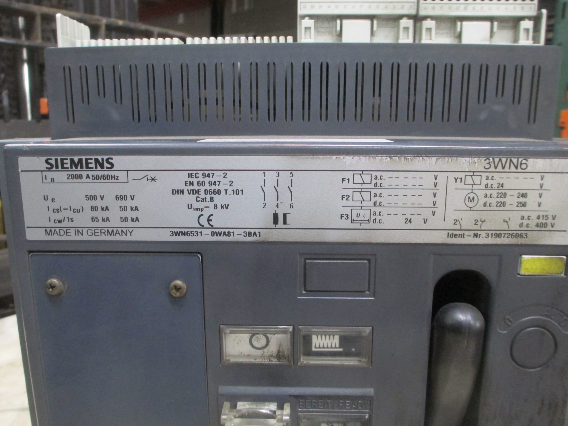 Siemens 3WN6 Circuit Breaker 2000A 500/690 VAC E/O F/M | Used ...