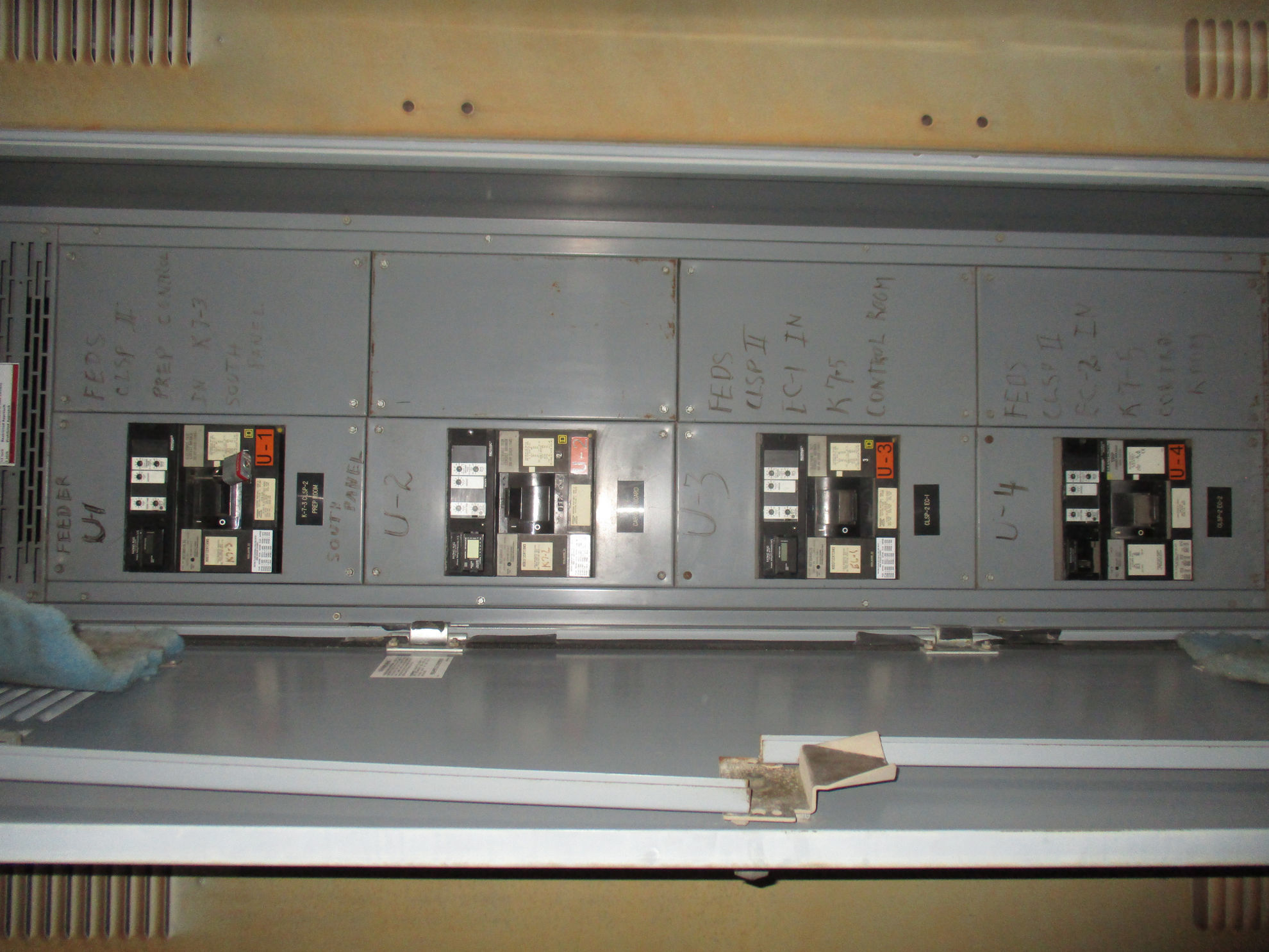 Square D Power Style Switchboard | 2500A Main Breaker | 480Y/277V 3 ...