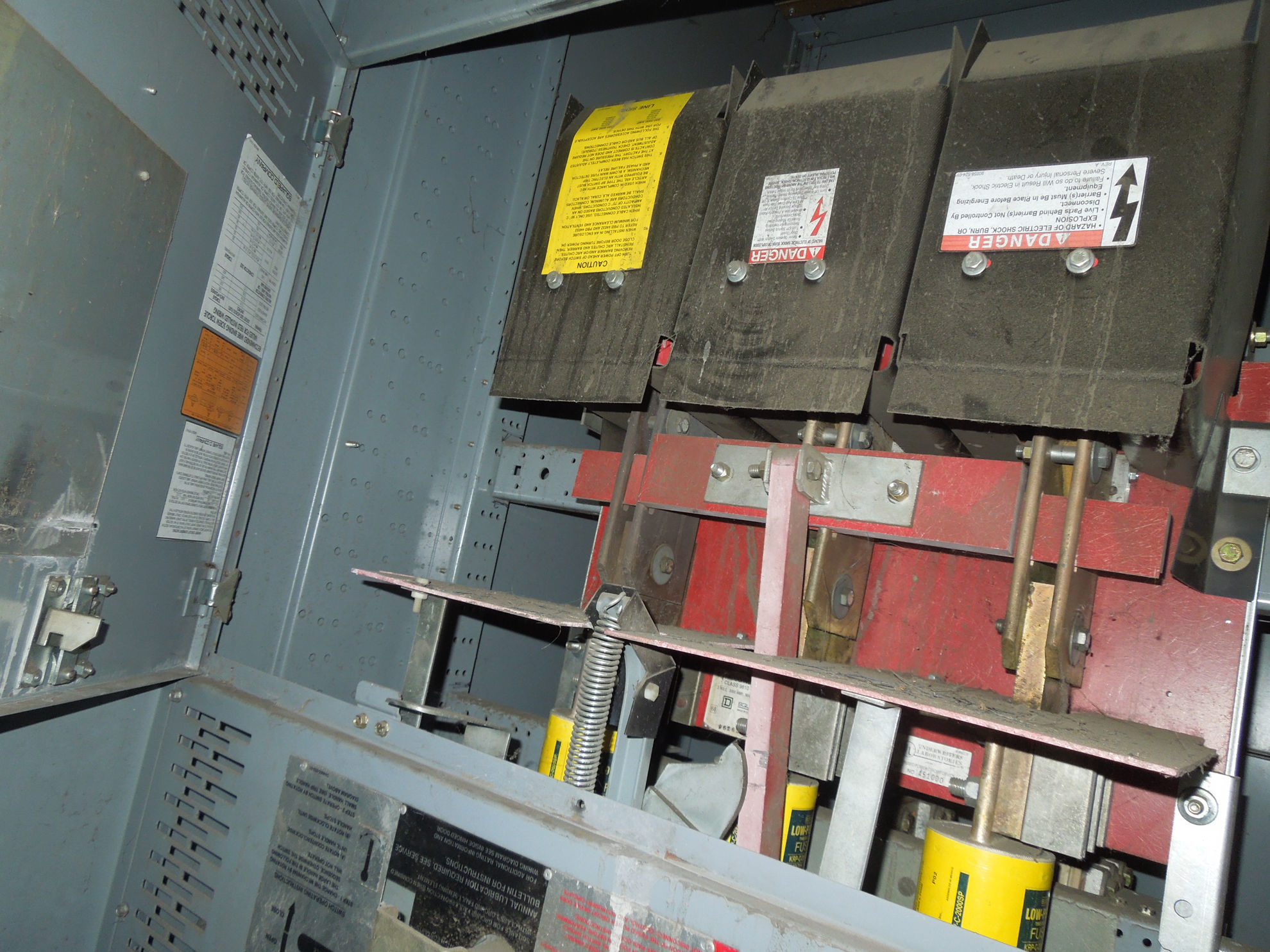 Square D QED Power Style Switchboard BP03630I | 3000 Amp Fusible Main ...