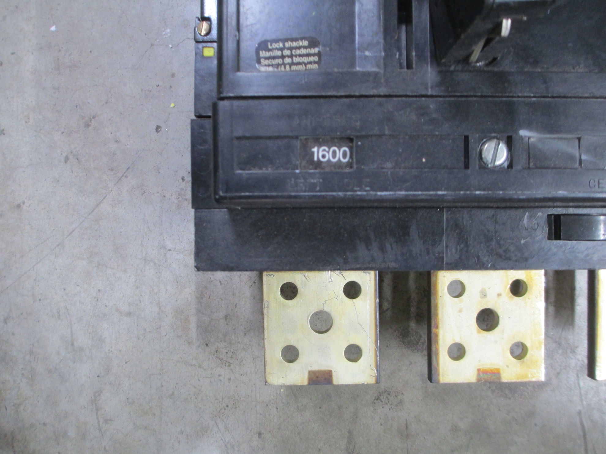 Square D PHF2036 Circuit Breaker 2000 Amp 600 Volt AC F/M M/O | Used ...