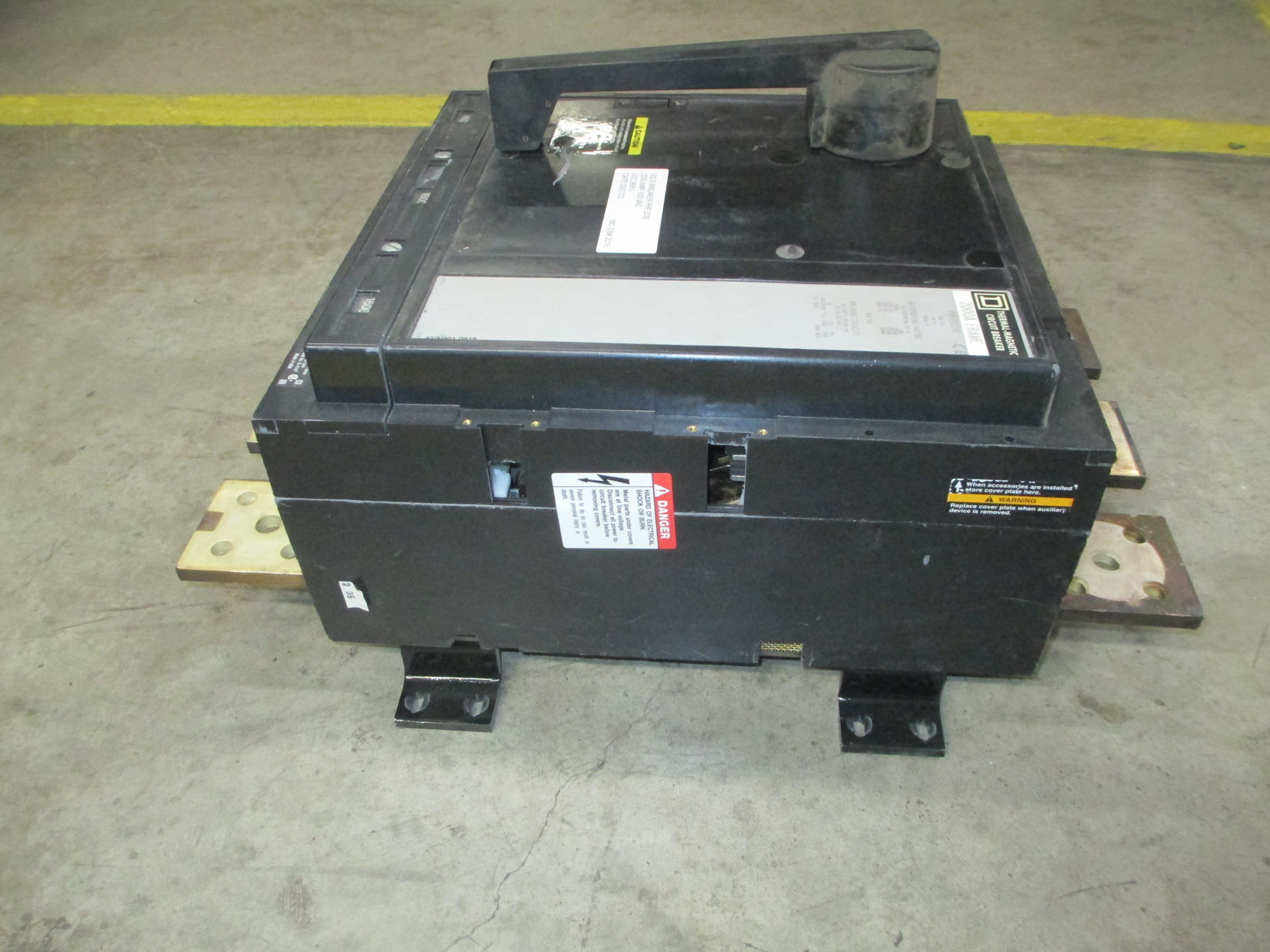 Square D PHF2036 Circuit Breaker 2000 Amp 600 Volt AC F/M M/O | Used ...