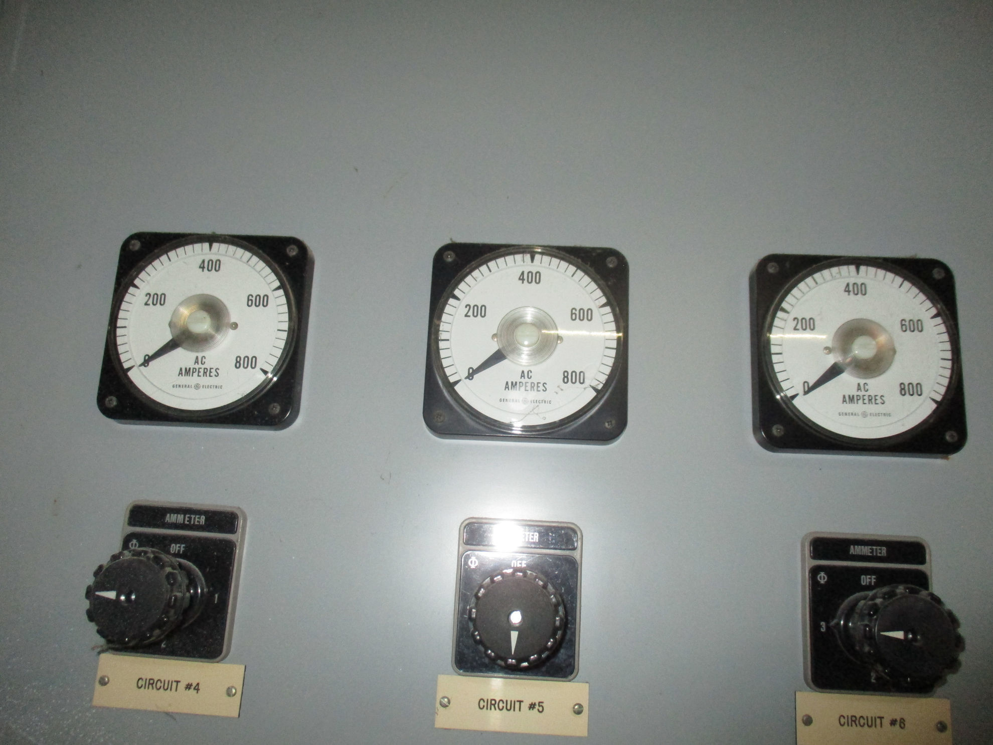 General Electric AV-Line Switchboard TP3030SSE5C | 3000 Amp Main ...