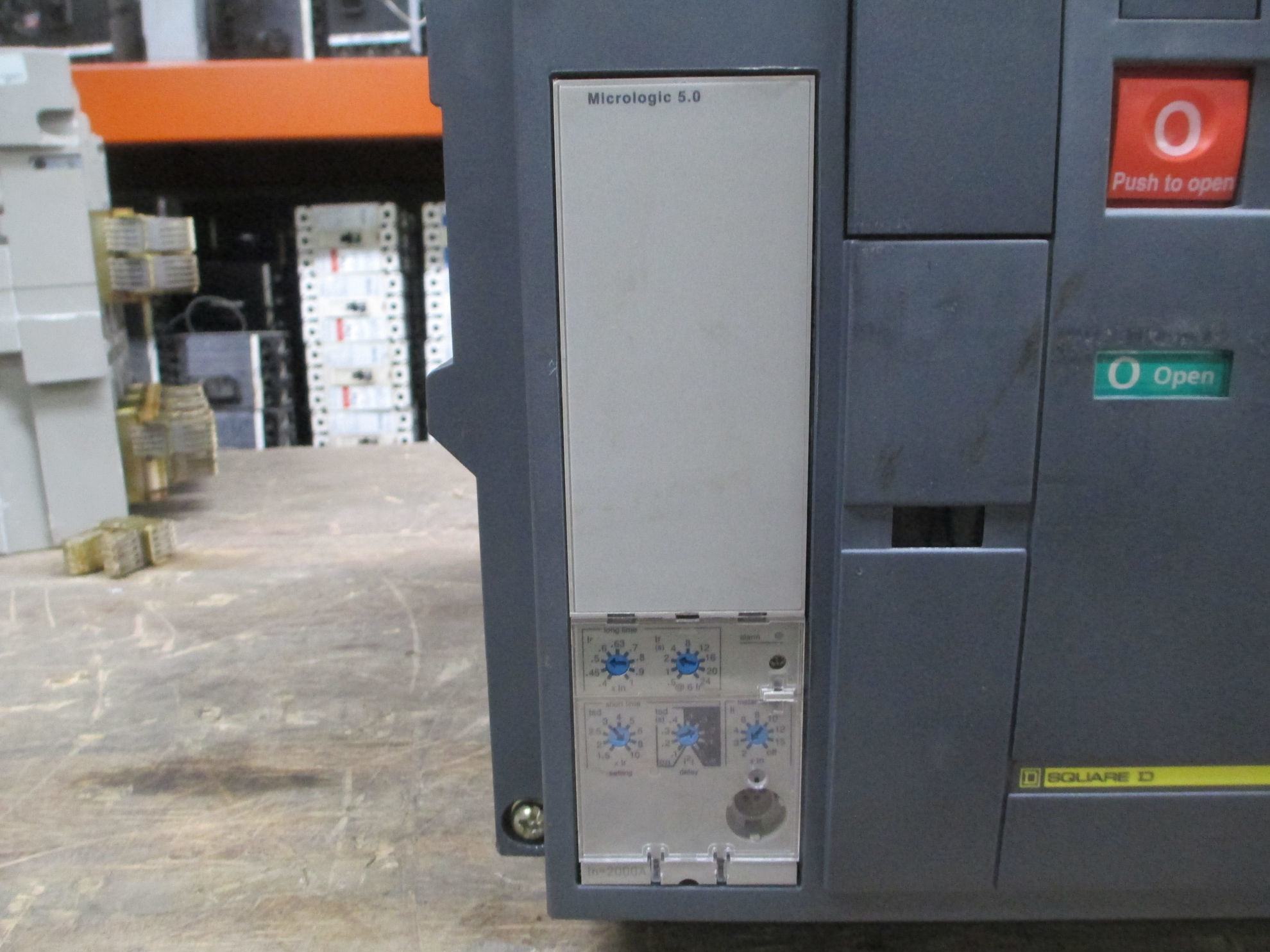 Square D MasterPact NW20N Circuit Breaker 2000 Amp 600 Volt AC E/O D/O ...