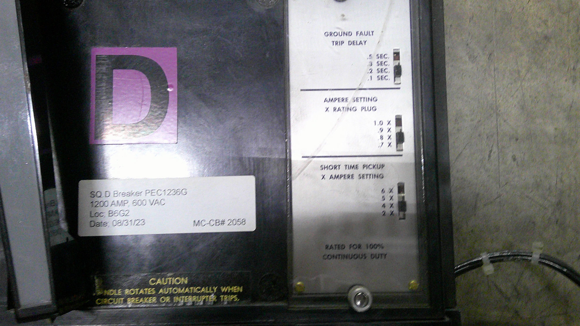 Square D PEC1236G Circuit Breaker 1200 Amp 600 Volt AC F/M M/O | Used ...