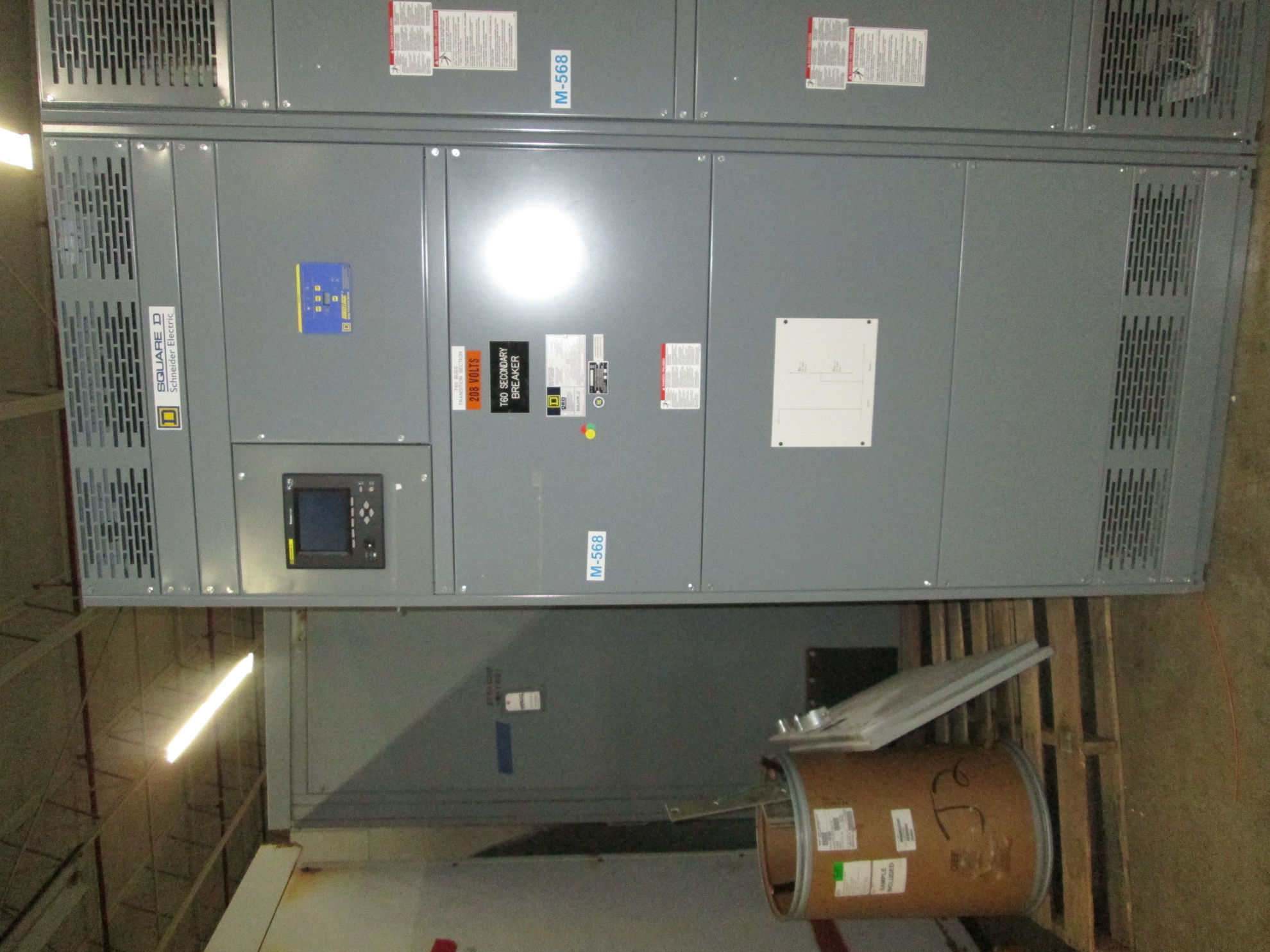 Square D Power Style Switchboard | 3000 Amp Main Lug Only | 208Y/120V 3 ...