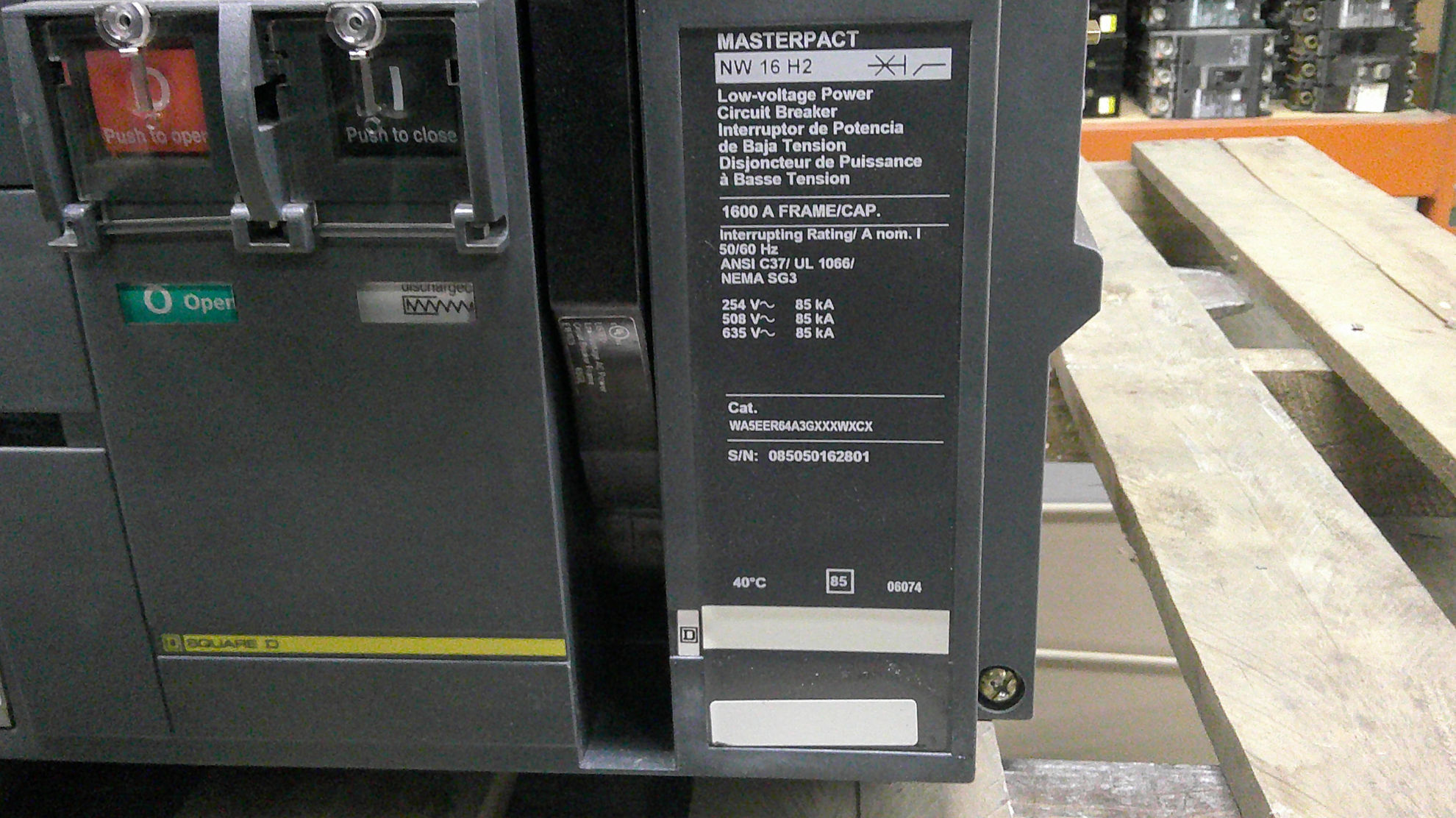 Square D MasterPact NW16H2 Circuit Breaker 1600 Amp 600 Volt AC M/O D/O ...