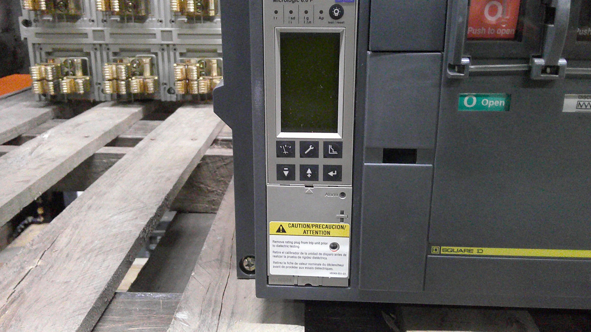 Square D MasterPact NW16H2 Circuit Breaker 1600 Amp 600 Volt AC M/O D/O ...