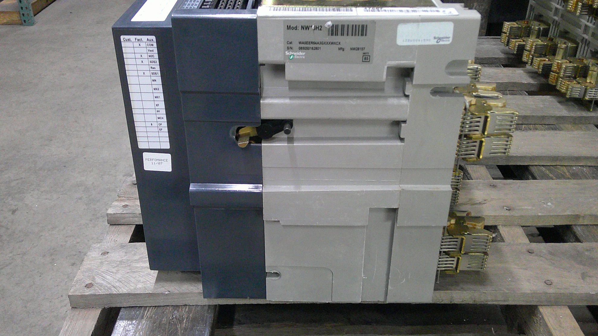 Square D MasterPact NW16H2 Circuit Breaker 1600 Amp 600 Volt AC M/O D/O ...