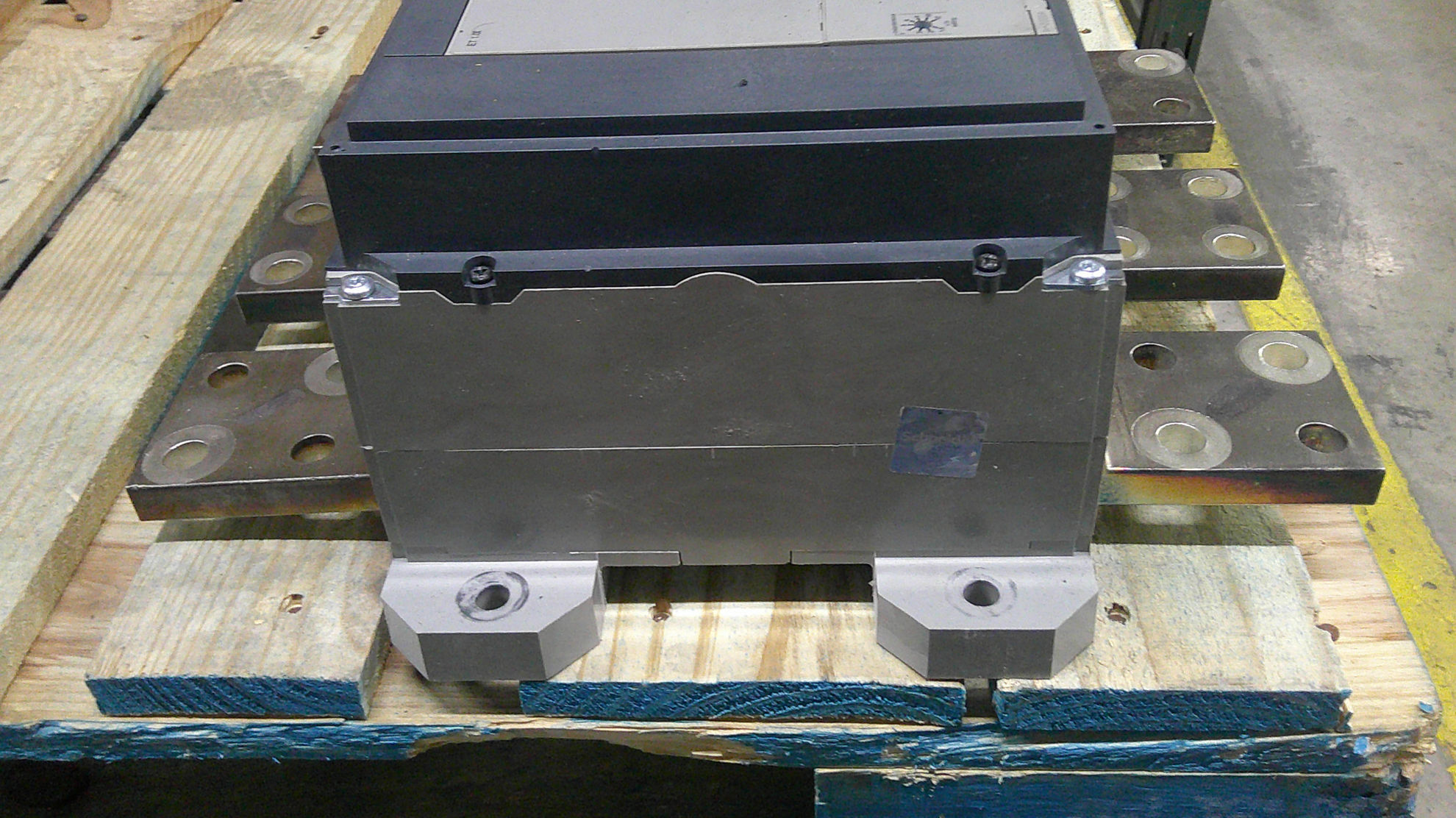 Square D PowerPact RJ2000 Circuit Breaker 2000 Amp 600 Volt AC M/O F/M ...