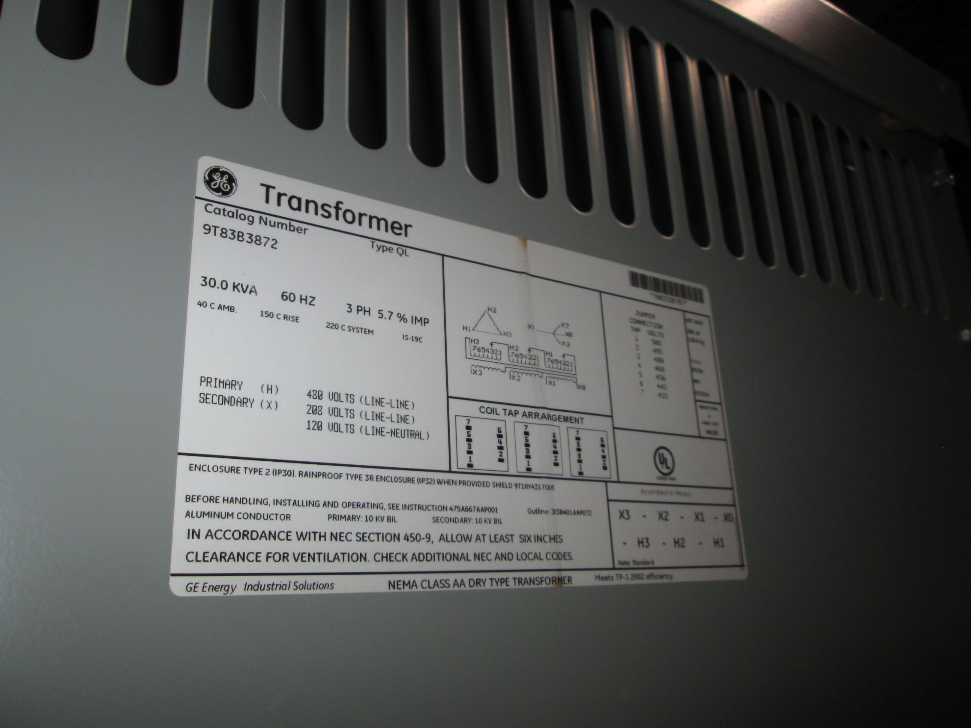 General Electric Low Voltage Dry Type Transformer | 30 KVA 480-208Y/120 ...