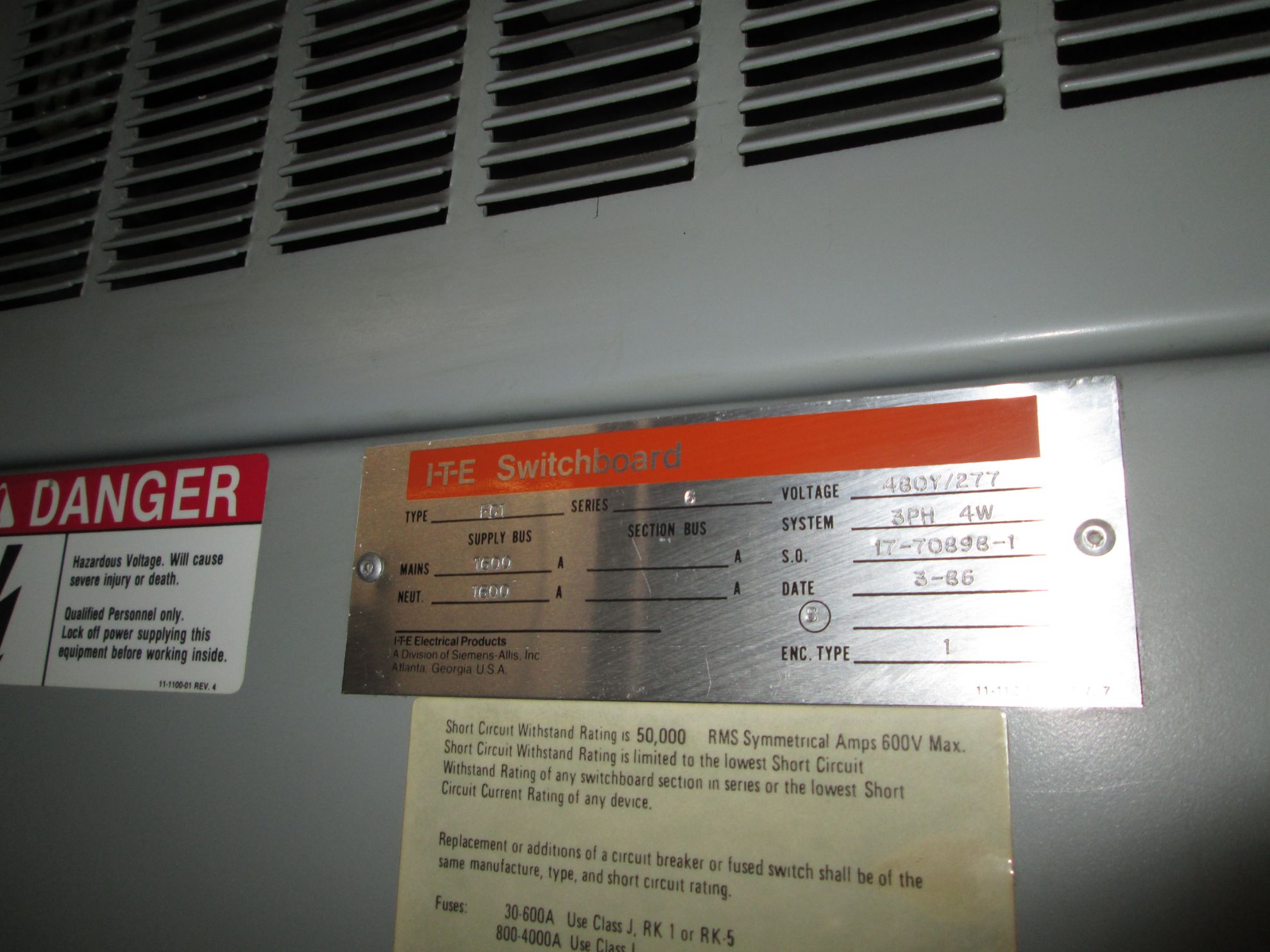 ITE FCI Series 6 Switchboard | 1600 Amp Main Lug Only | 480Y/277V 3 ...