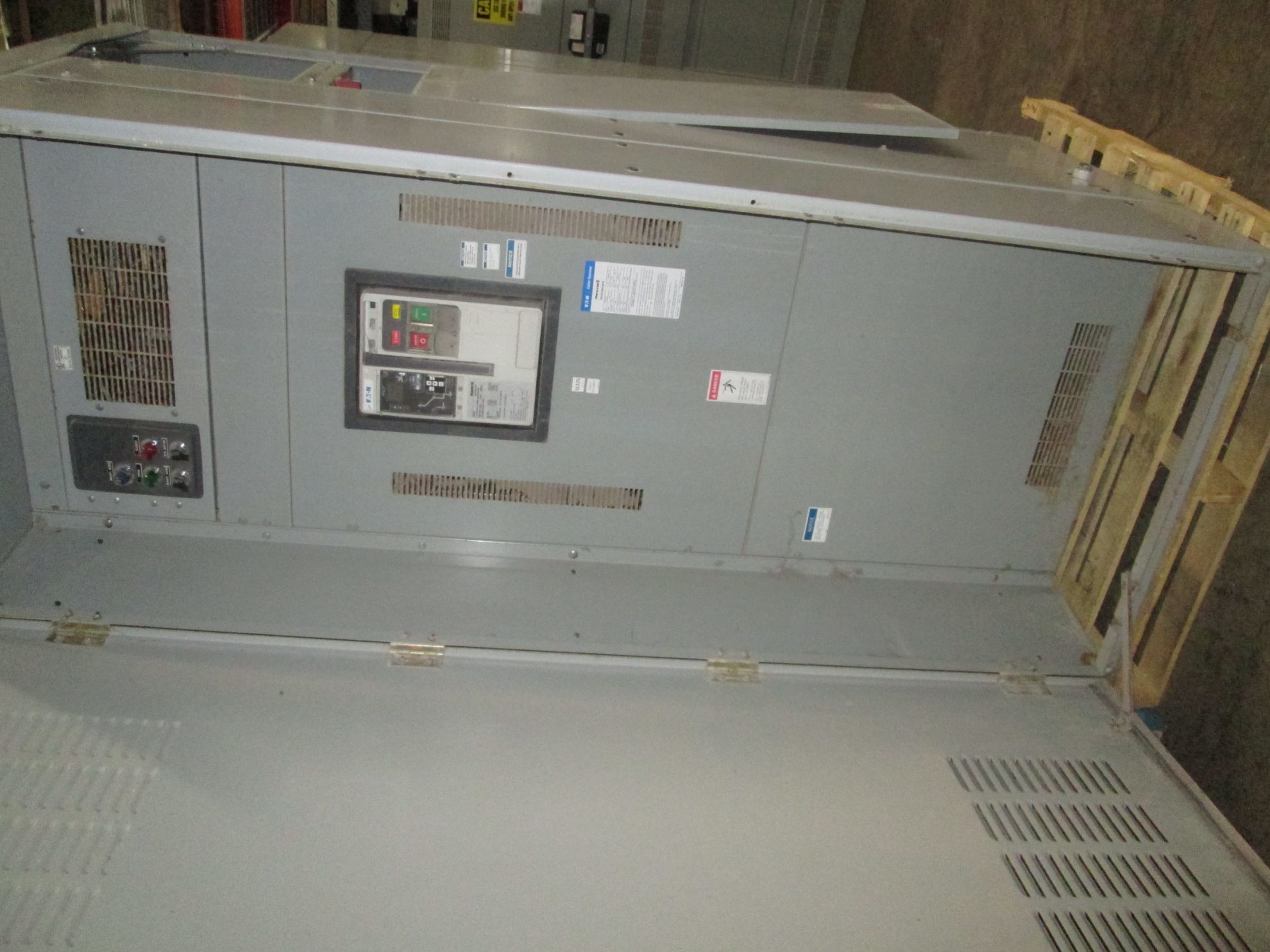 Cutler-Hammer Pow-R-Line Switchboard SBS630 | 3000 Amp Main Breaker ...