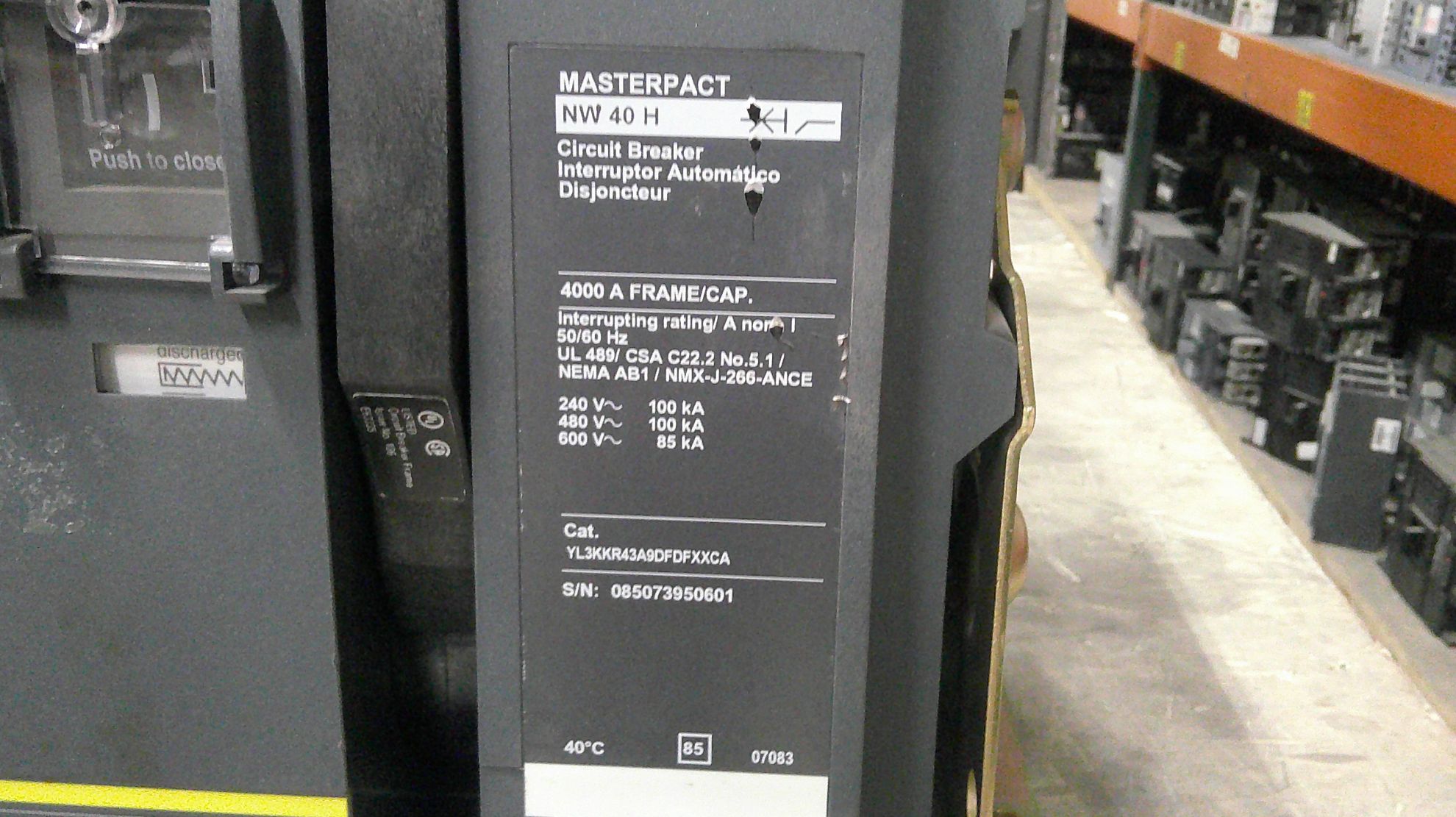Square D MasterPact NW40H Circuit Breaker 4000 Amp 600 Volt AC M/O D/O ...