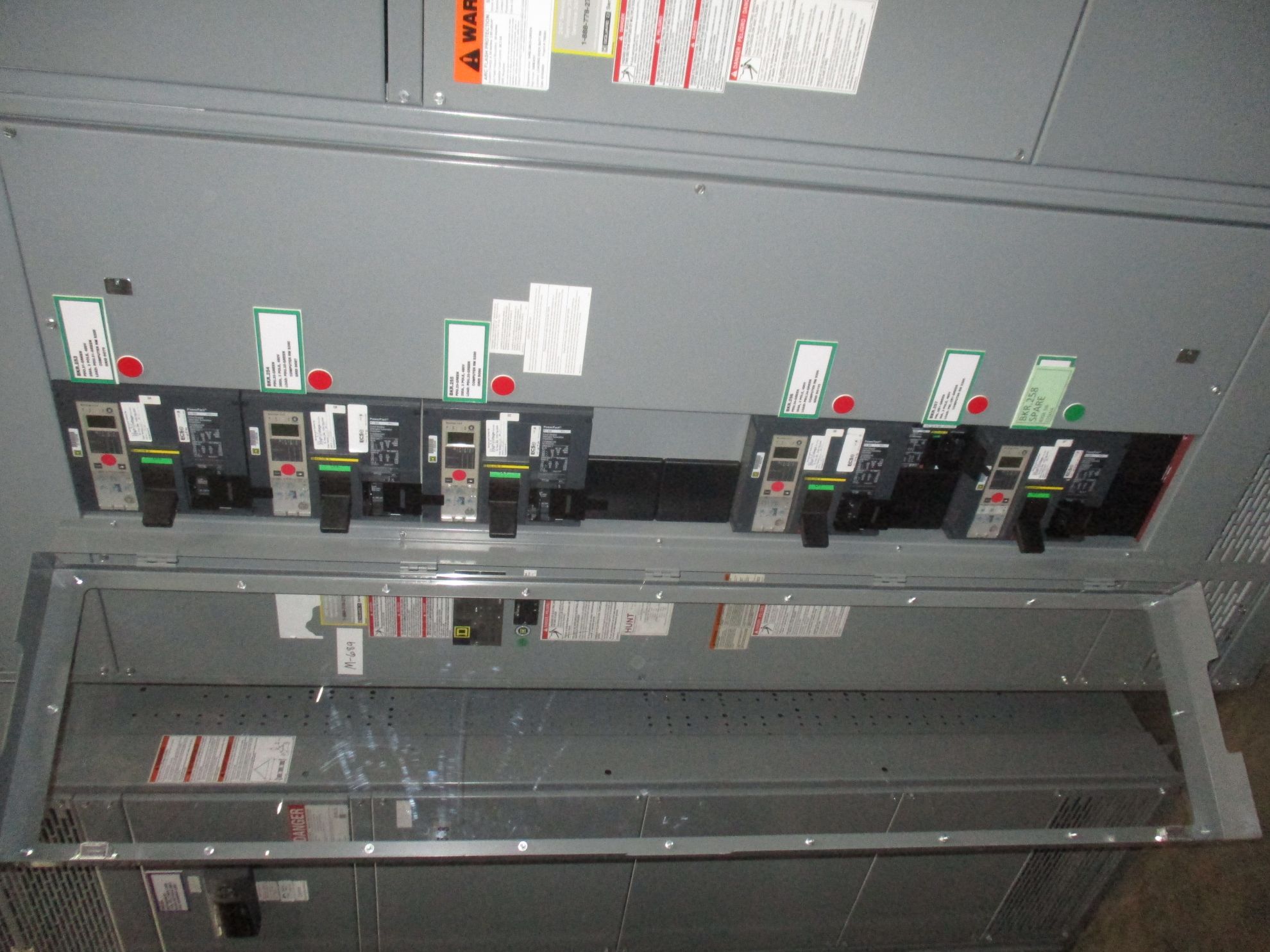 Square D QED Power Style Switchboard PJ 1200 | 1200 Amp Main Breaker ...