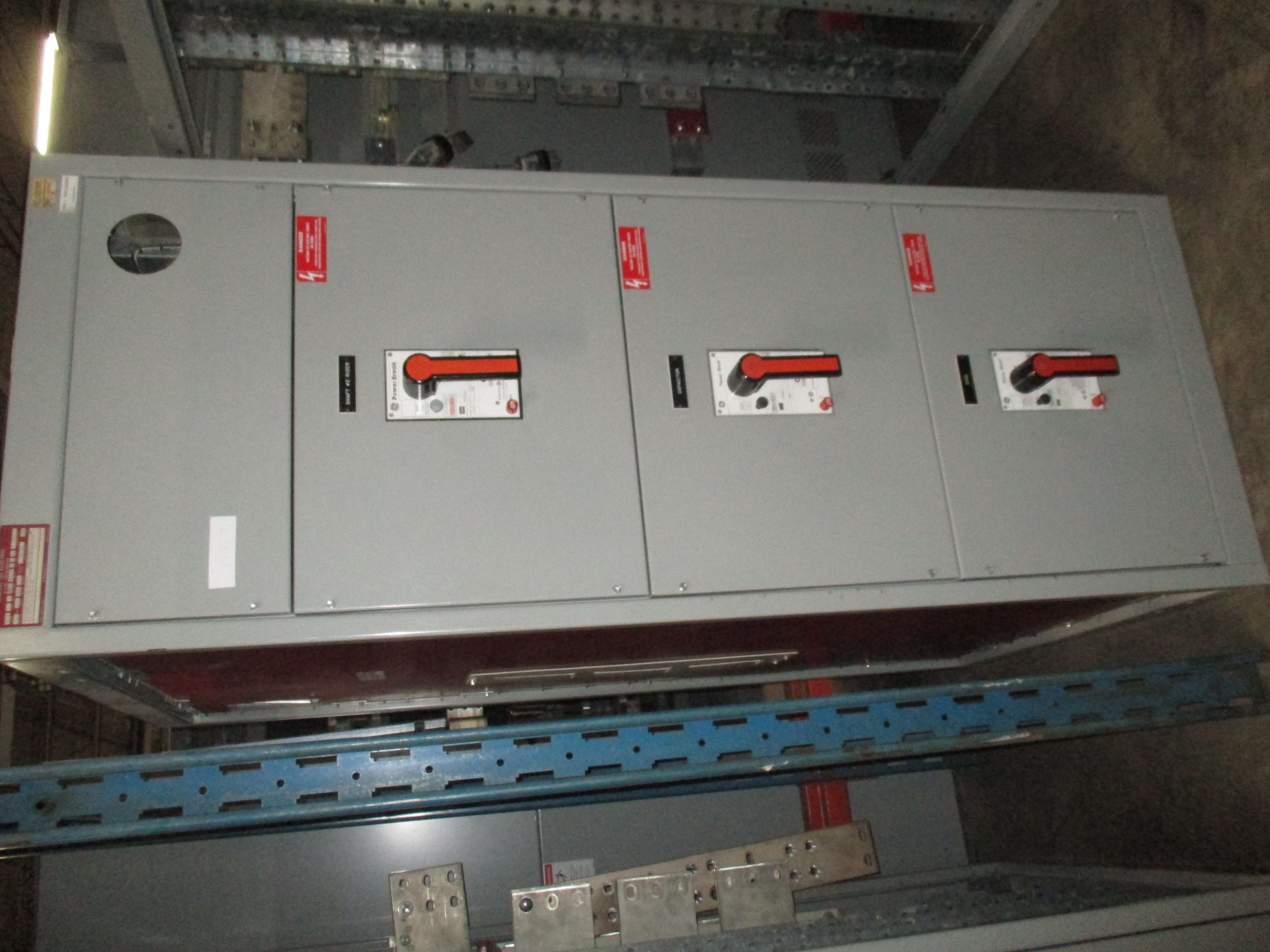 General Electric AV-Line Switchboard TP3030SS | 3000 Amp Main Breaker ...