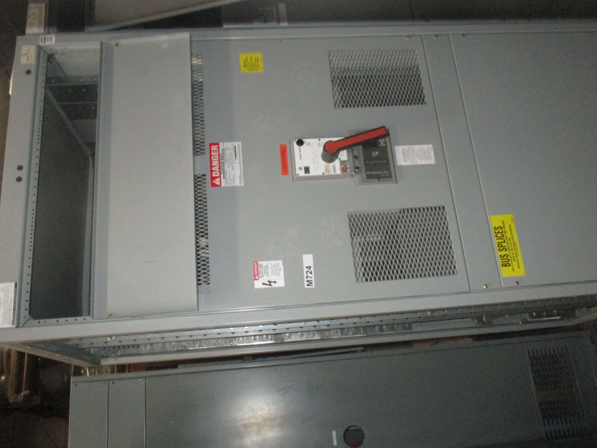 General Electric Spectra Switchboard TP3030TTR | 3000 Amp Main Breaker ...