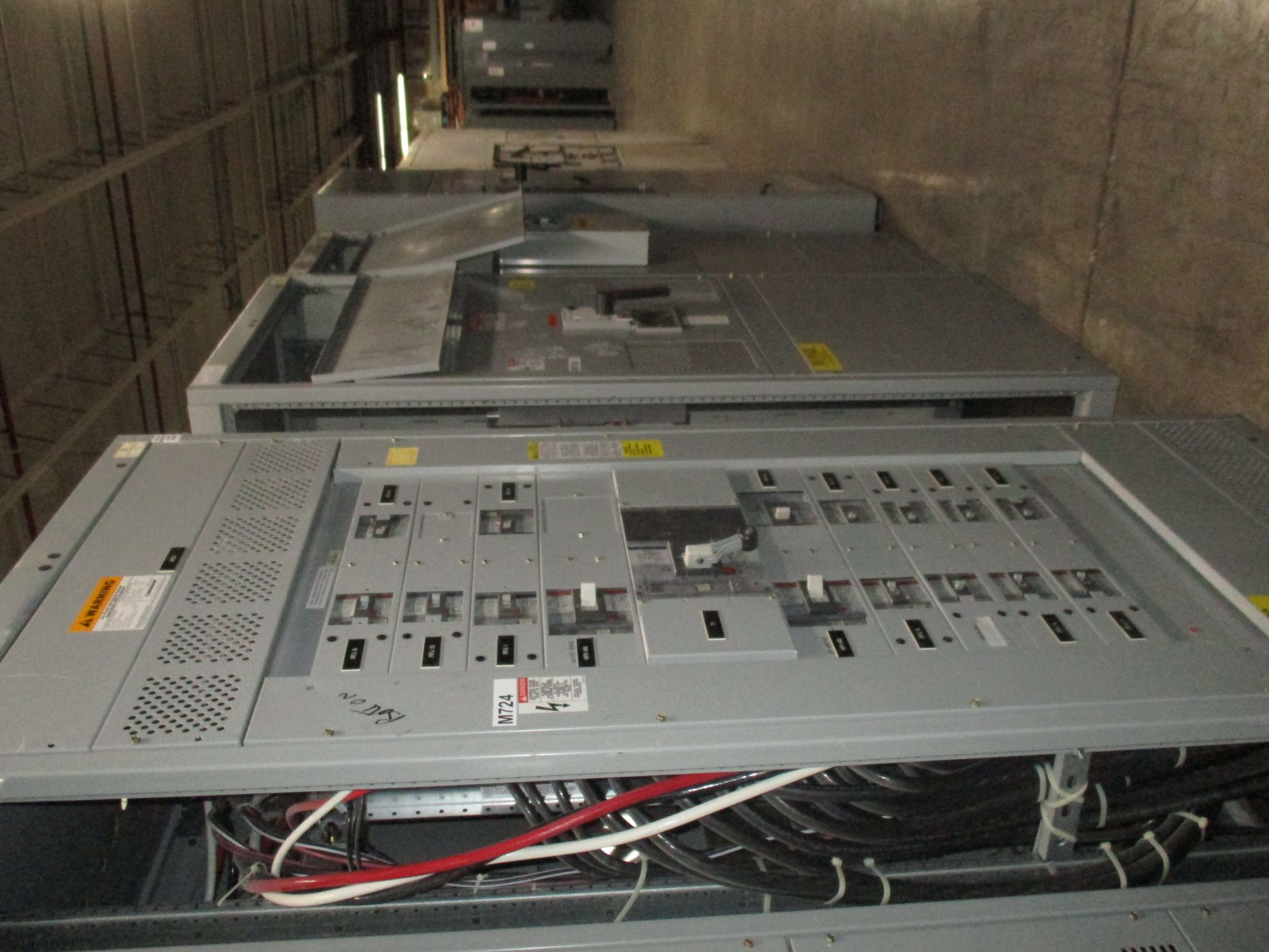 General Electric Spectra Switchboard TP3030TTR | 3000 Amp Main Breaker ...