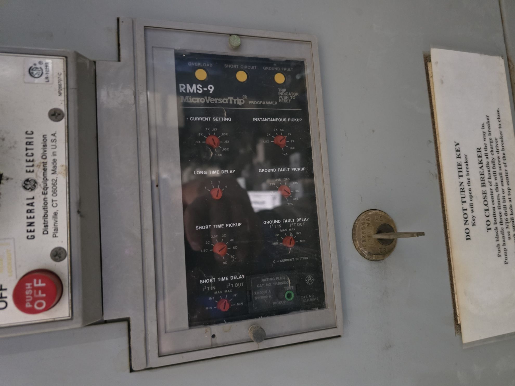 General Electric AV-Line Switchboard TP3030SSE5C | 3000 Amp Main ...